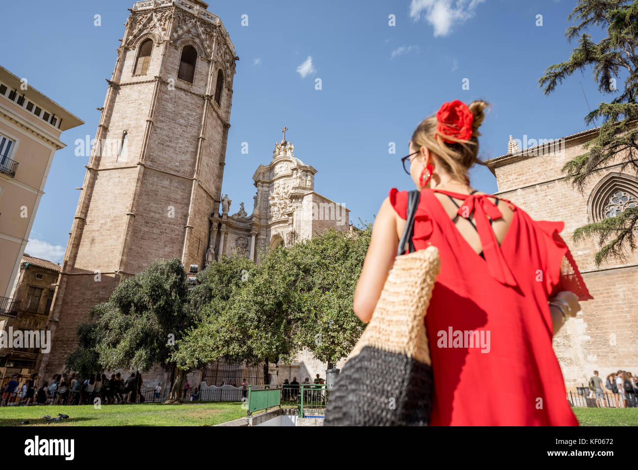 Valencian woman hi-res stock photography and images - Alamy