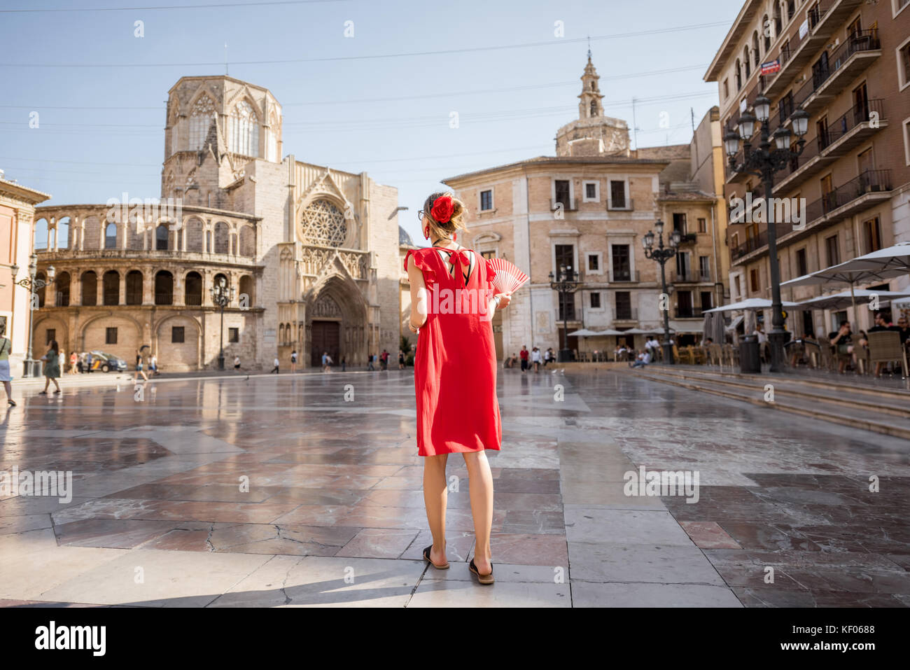 Woman dress street rear view hi-res stock photography and images - Alamy