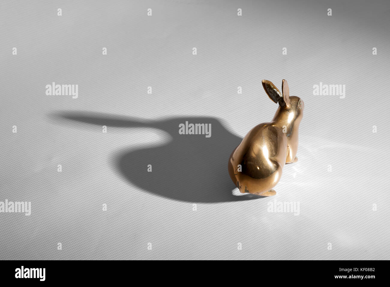 Rabbit ornament hi-res stock photography and images - Alamy