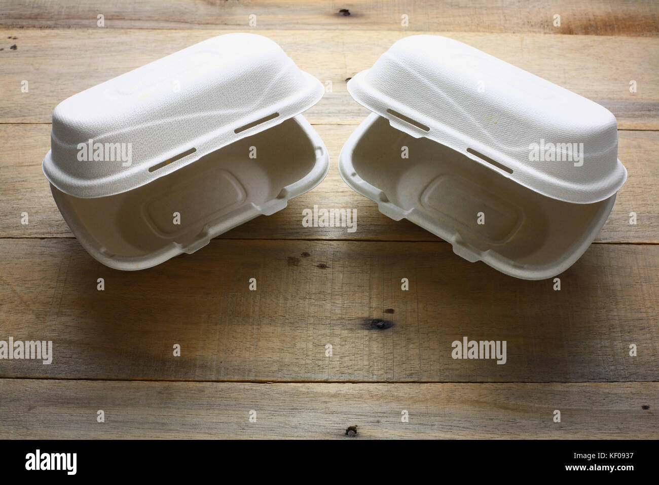 Styrofoam food containers hi-res stock photography and images - Alamy