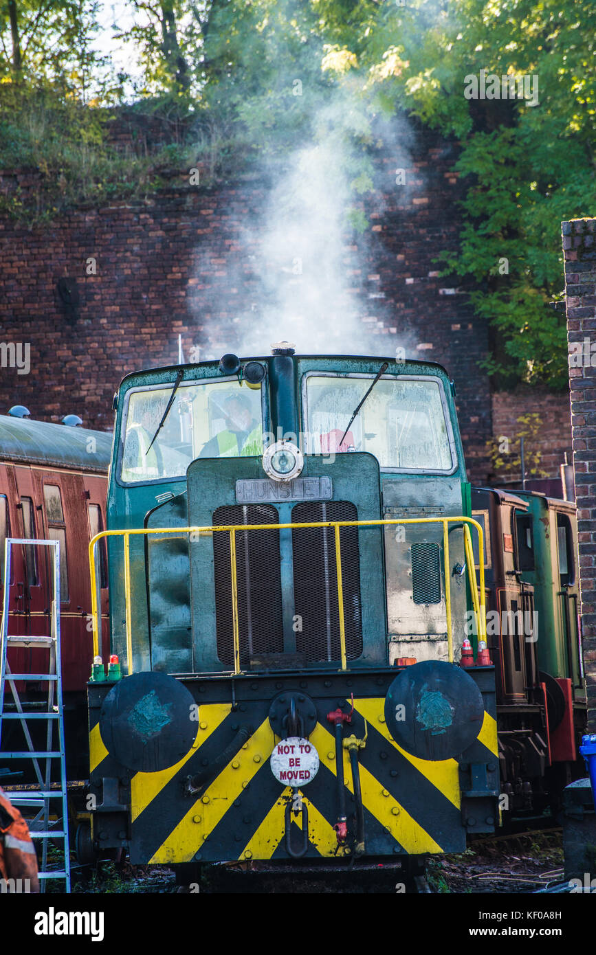 Train buffers hi-res stock photography and images - Alamy