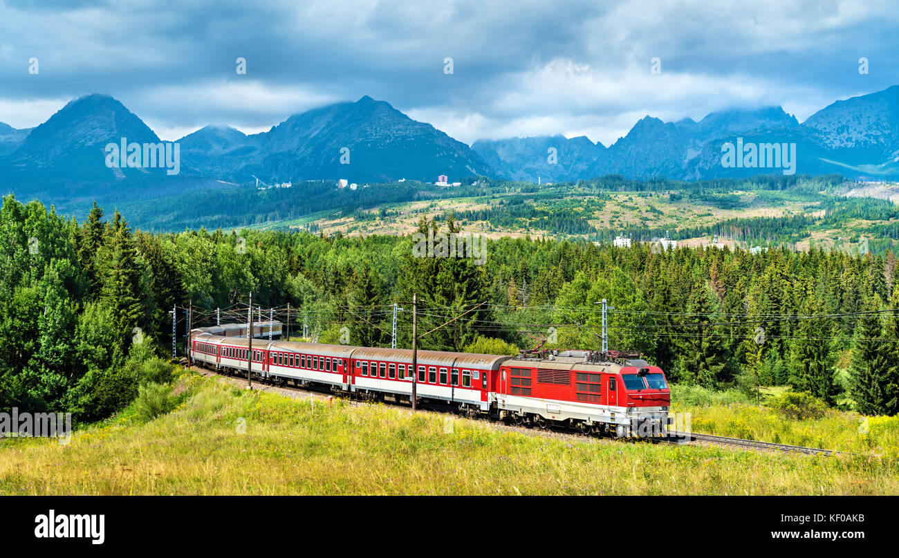 Passenger train in the High Tatra Mountains, Slovakia Stock Photo - Alamy