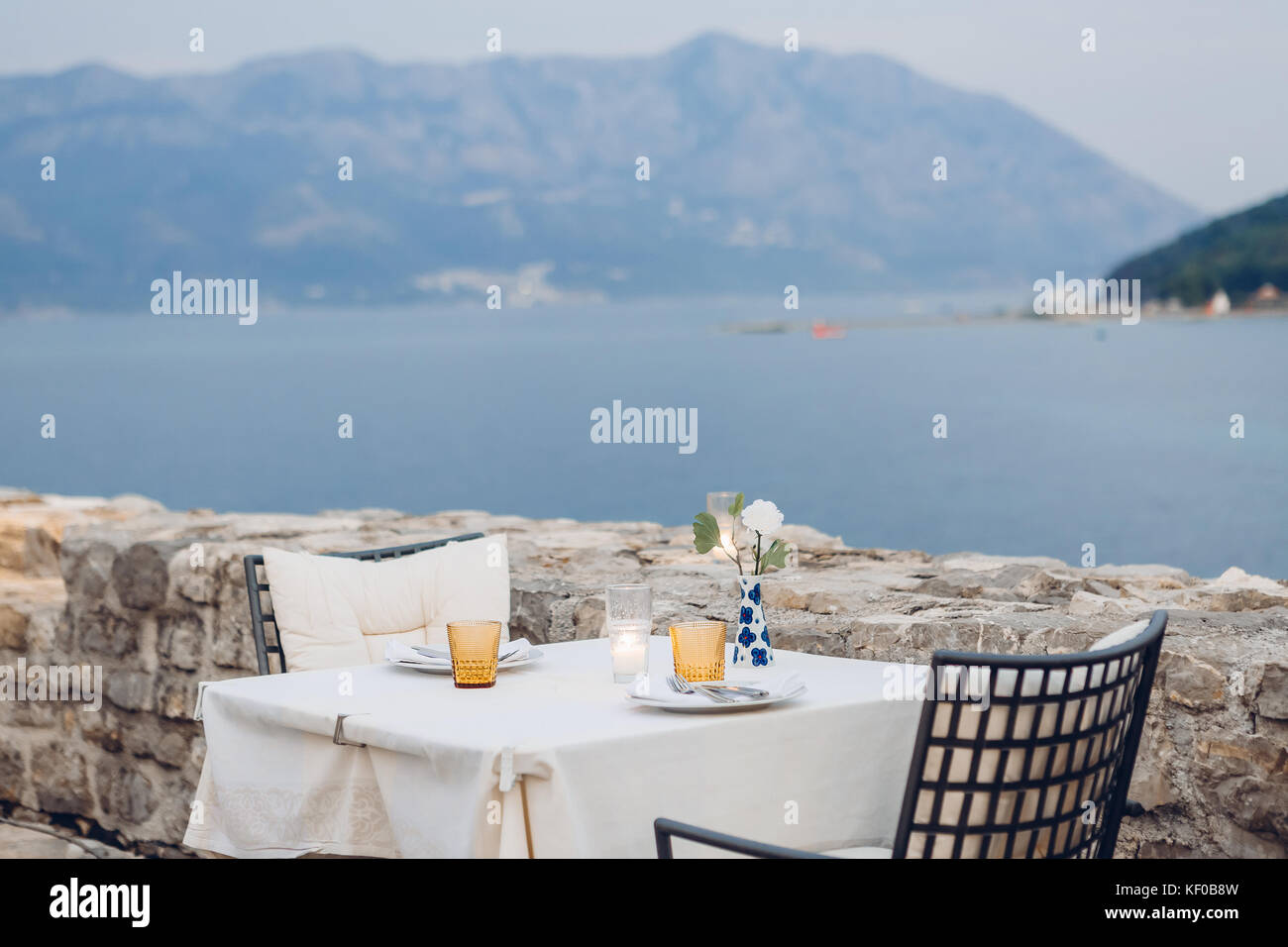 reserved table in a cafe outdoor Stock Photo - Alamy