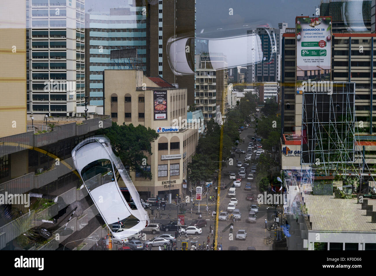 KENYA, Nairobi, city centre, buys road and reflection in window / KENIA ...
