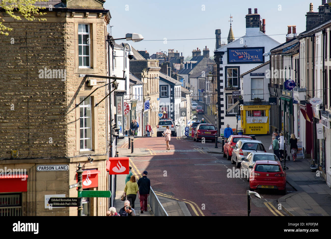 View of the Castle street, Clitheroe, Lancashire Stock Photo - Alamy