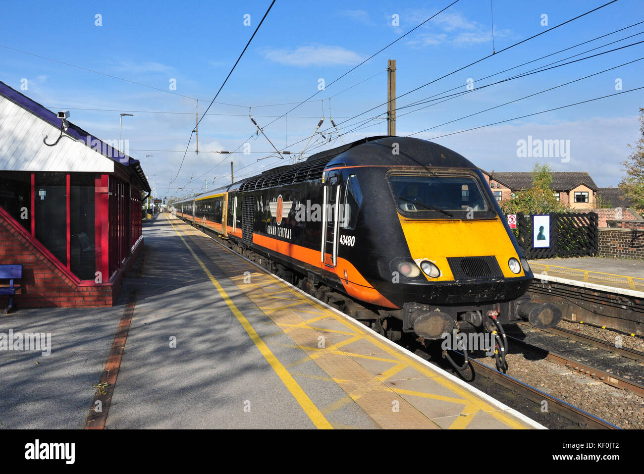 Northbound Grand Central HST at Northallerton railway station, North ...