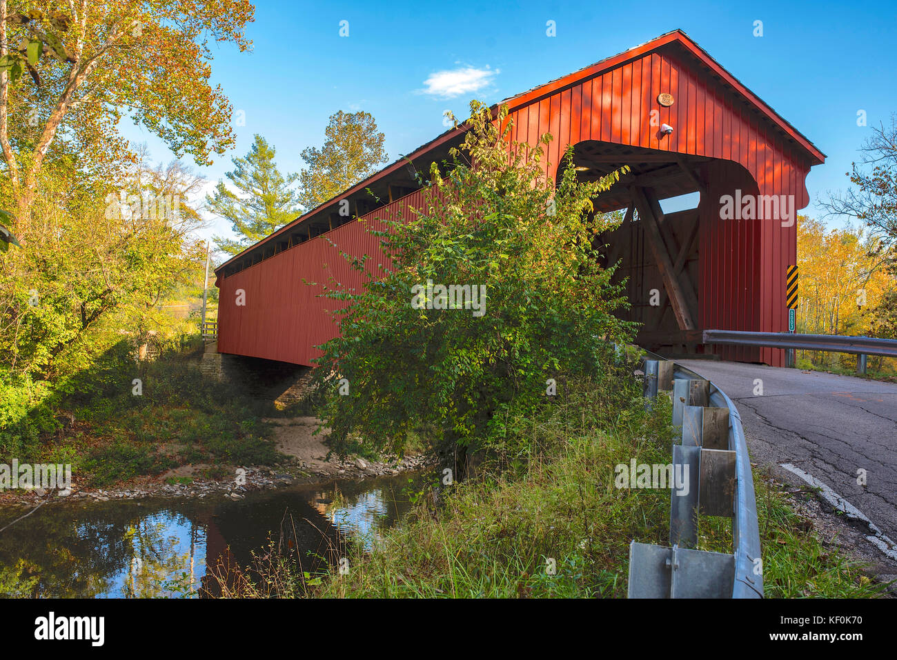Country Red Covered Bridge Stock Photo - Alamy