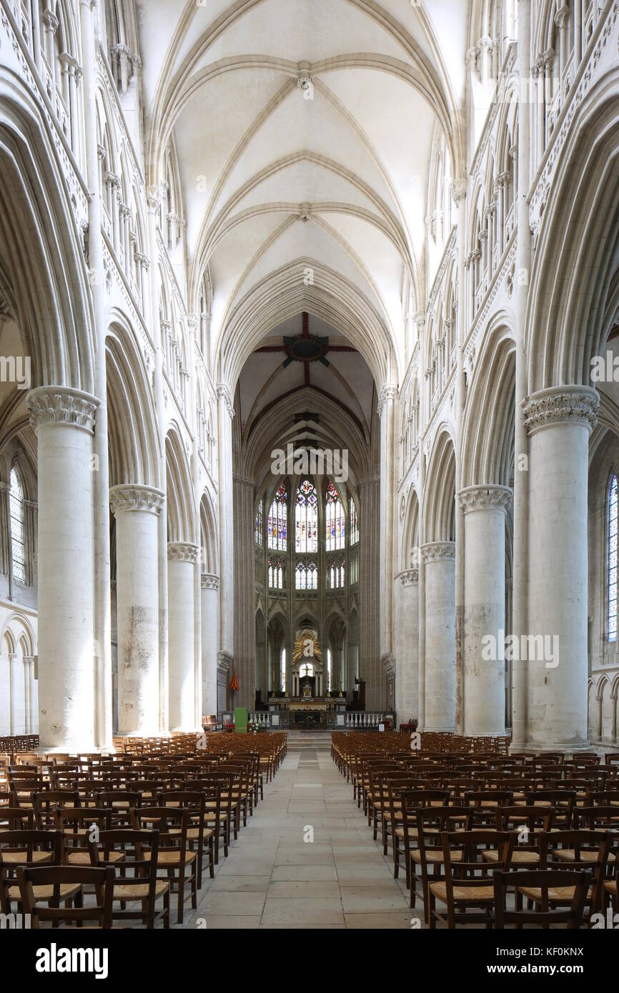 Sees cathedral hi-res stock photography and images - Alamy