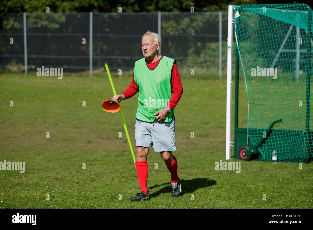 Walking football elderly people hi-res stock photography and images - Alamy