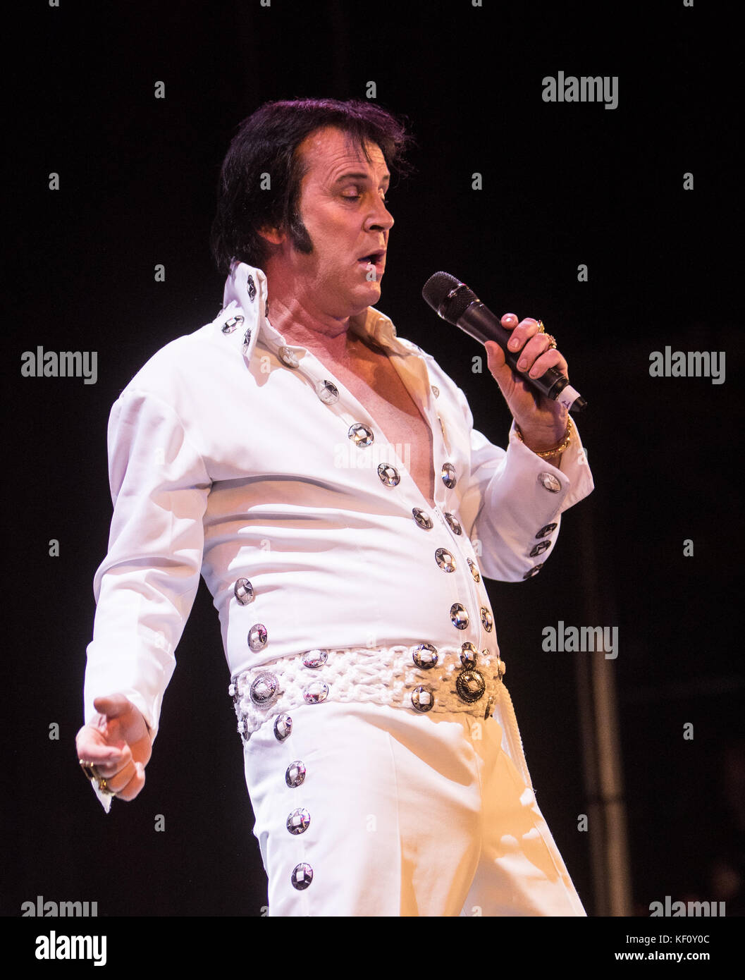 Elvis fans and tribute performers attend the 2017 Porthcawl Elvis ...