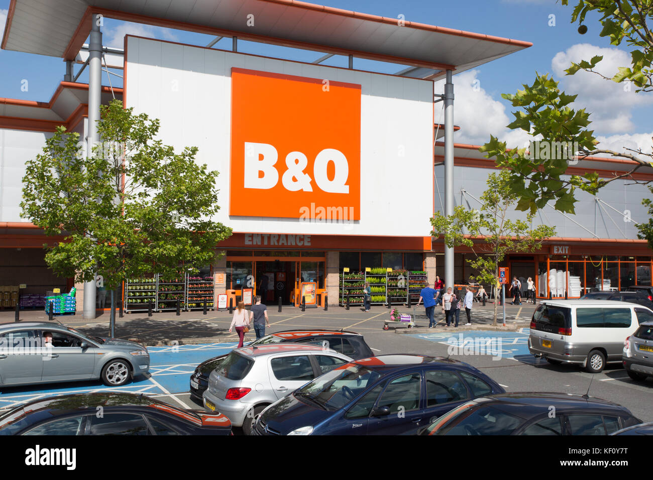 B&Q store, Stockport Stock Photo - Alamy