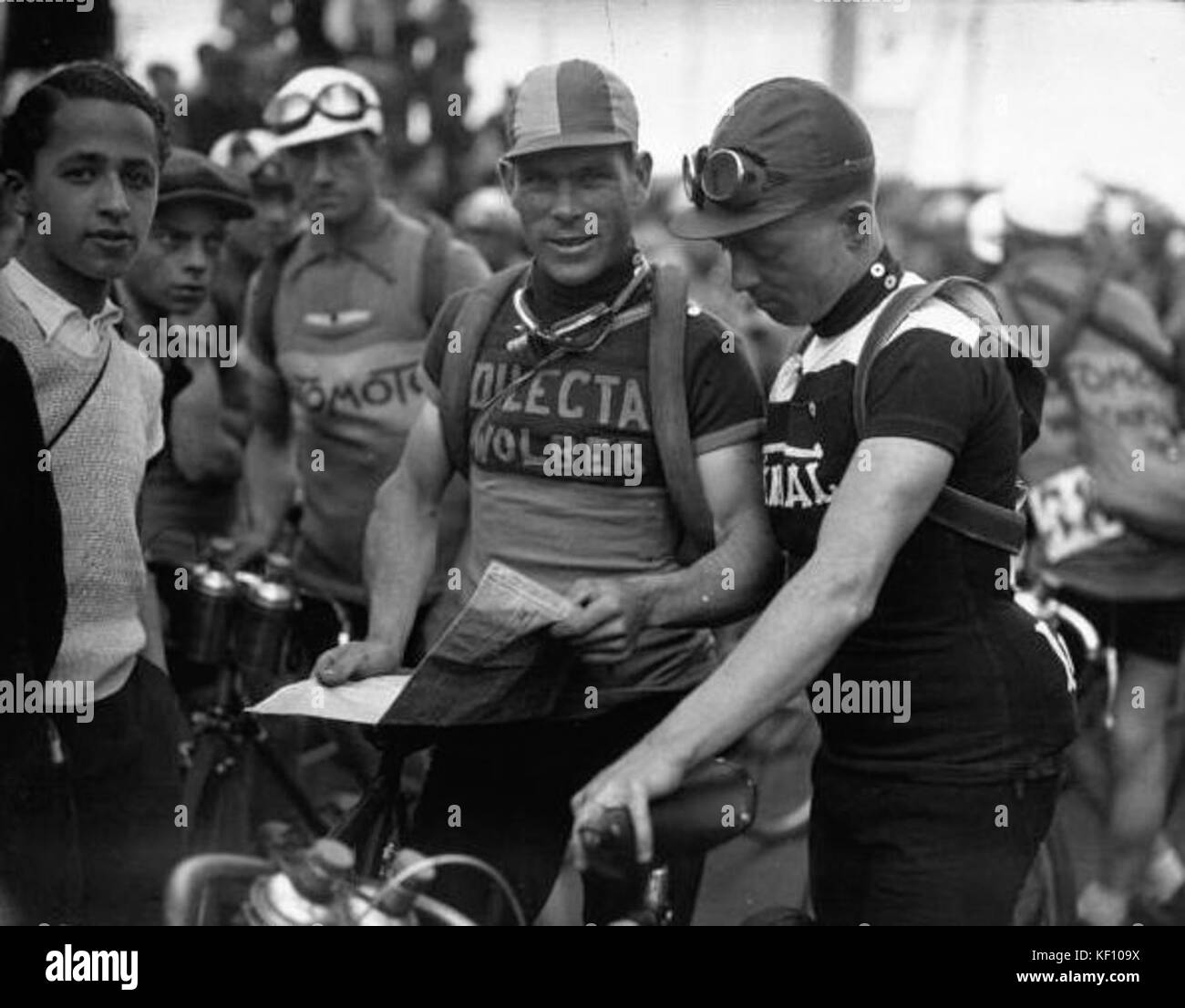 Technology level Black and White Stock Photos & Images - Alamy