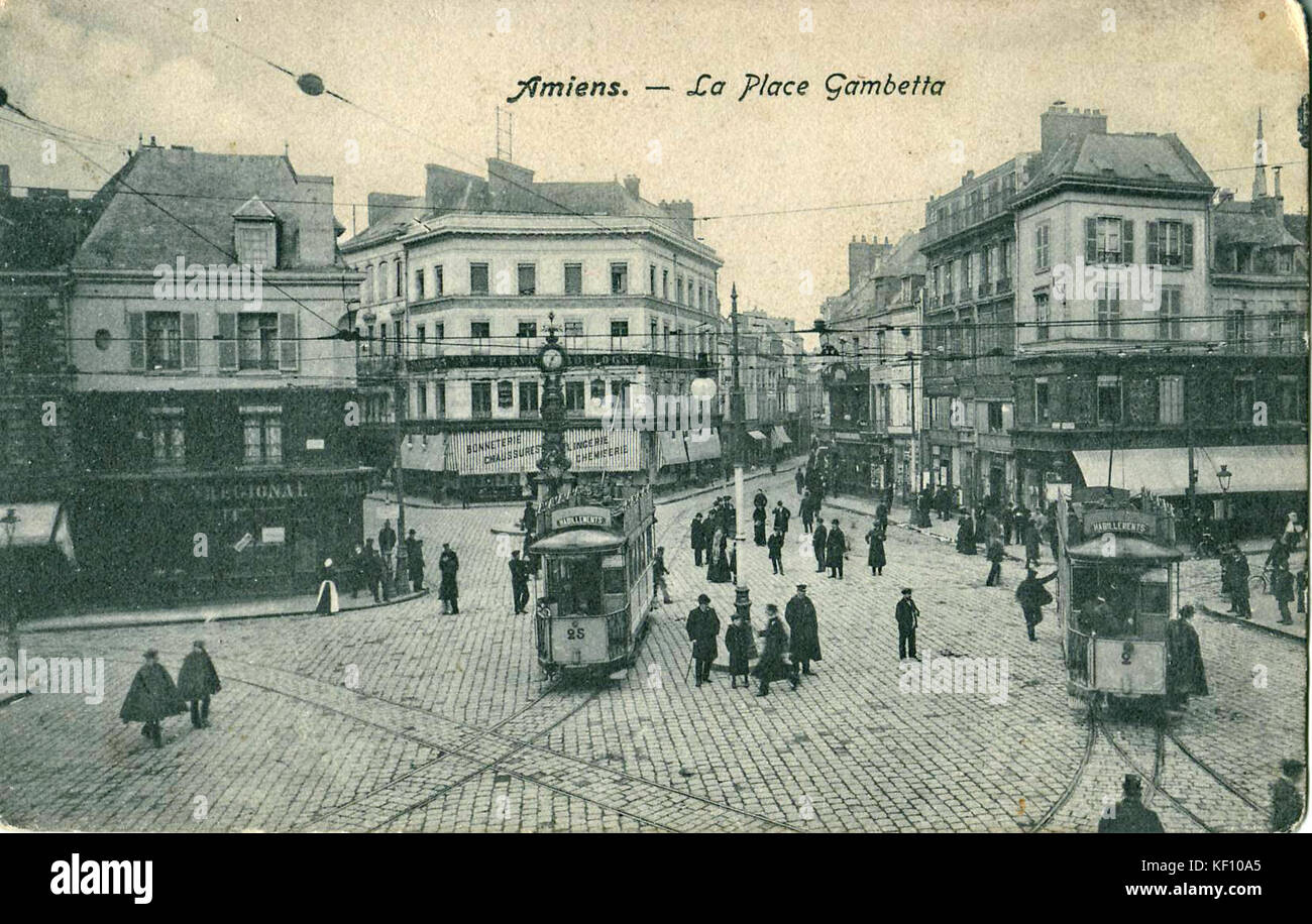 INCONNU AMIENS La Place Gambetta Stock Photo - Alamy
