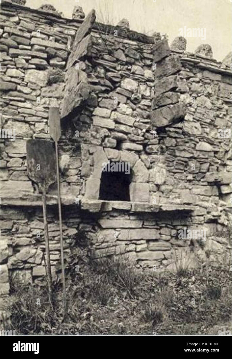 Four banal hi-res stock photography and images - Alamy