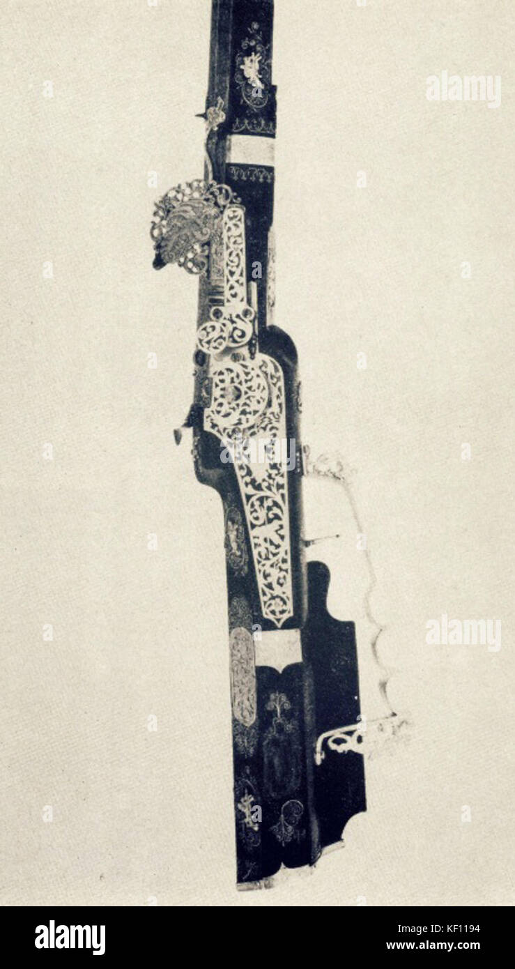 Hunting gun hi-res stock photography and images - Alamy