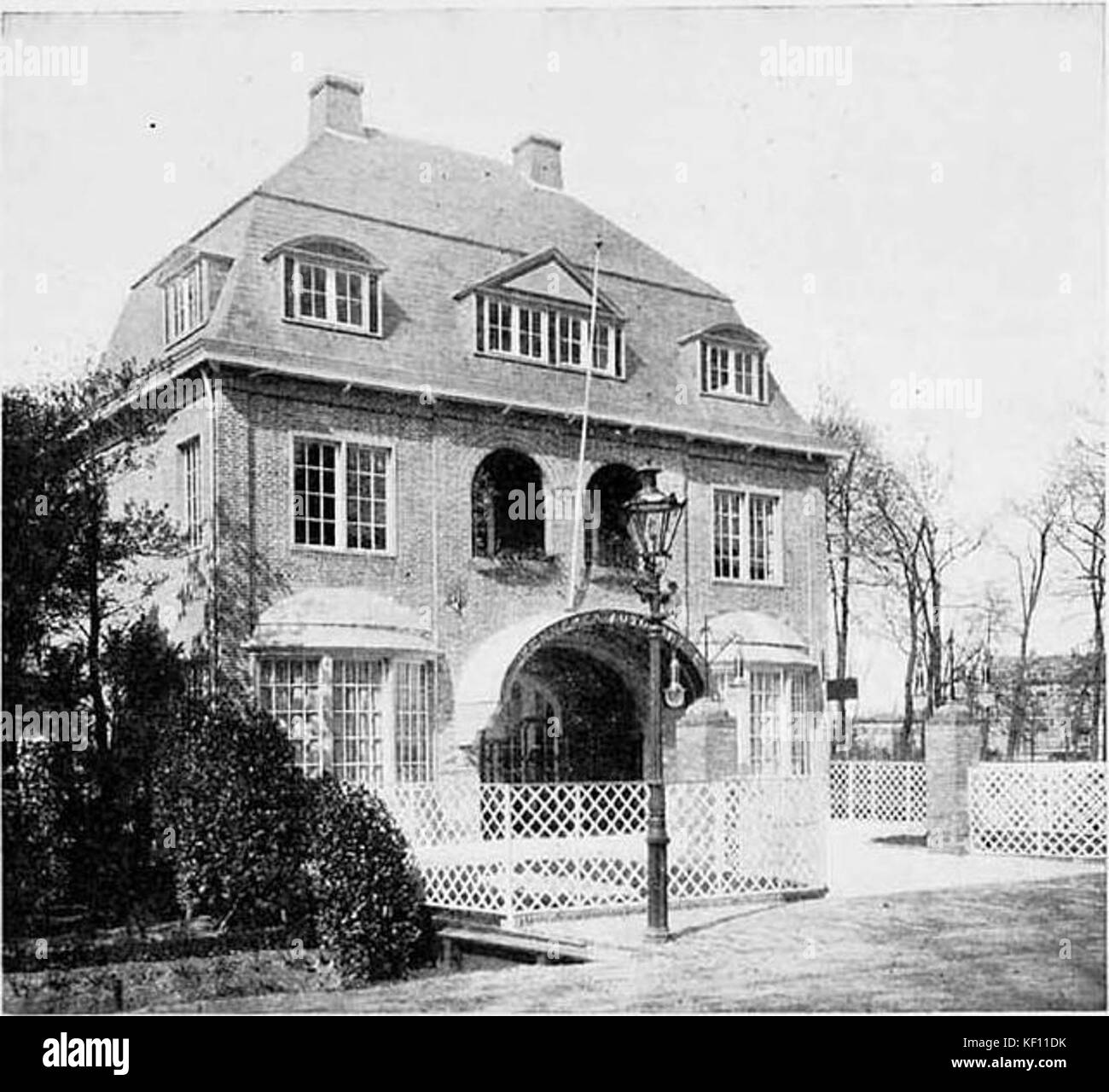 Jan Wils garage Alkmaar NL Stock Photo - Alamy