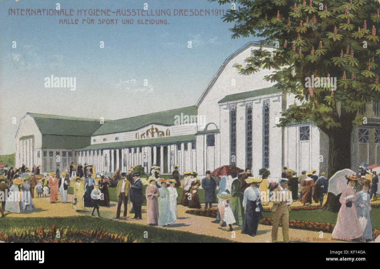 This photograph from the 1911 Hygiene Exhibition shows the hall ...