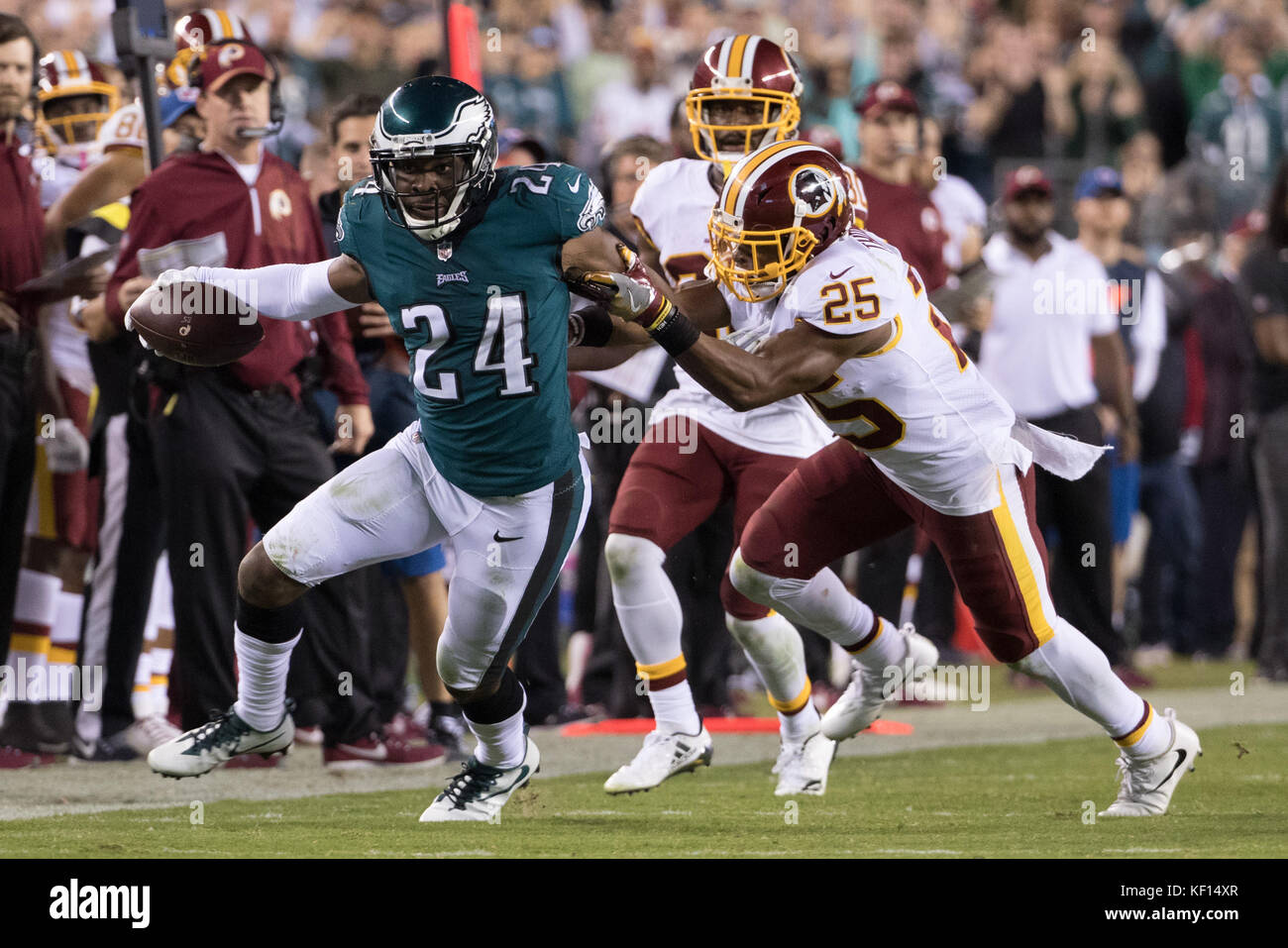 October 23, 2017: Philadelphia Eagles defensive back Corey Graham (24 ...