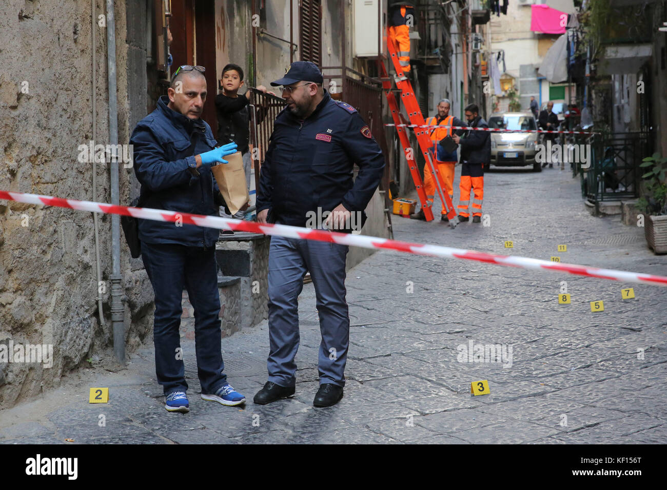 Naples, Italy. 24th October, 2017. Naples, police make the reliefs on ...