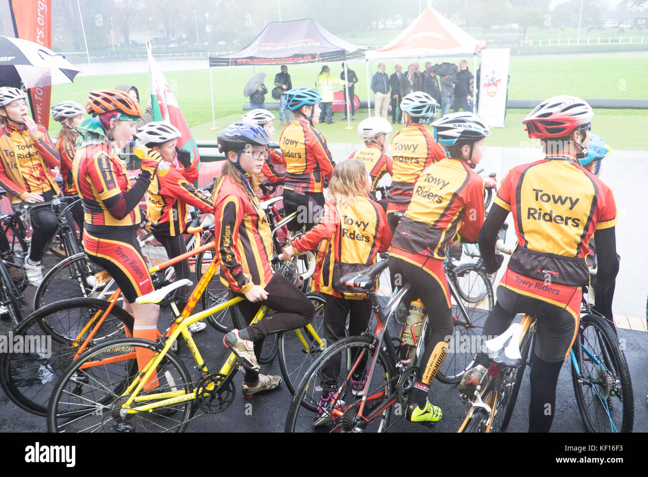 Carmarthen park velodrome hi-res stock photography and images - Alamy