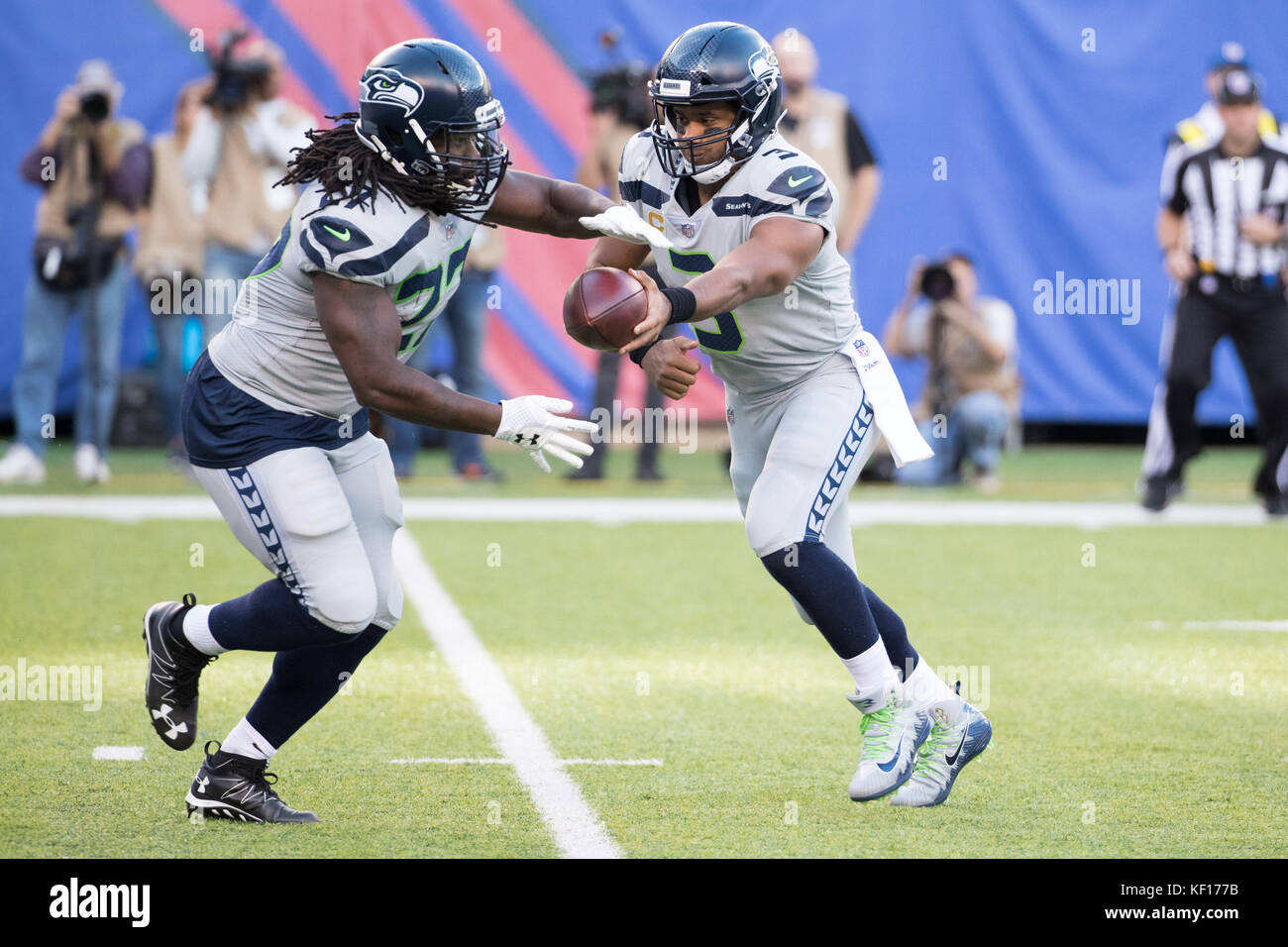 East Rutherford, New Jersey, USA. 22nd Oct, 2017. Seattle Seahawks ...