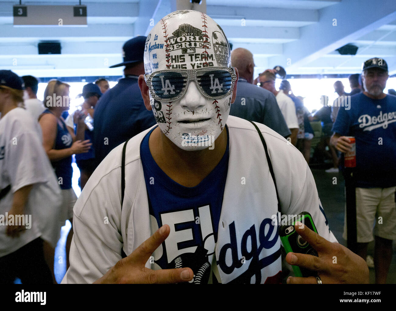 October 24, 2017 - Los Angeles, California, U.S.- Los Angeles Dodgers ...