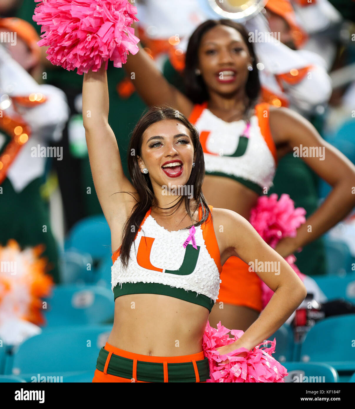 Um cheerleaders hi-res stock photography and images - Alamy
