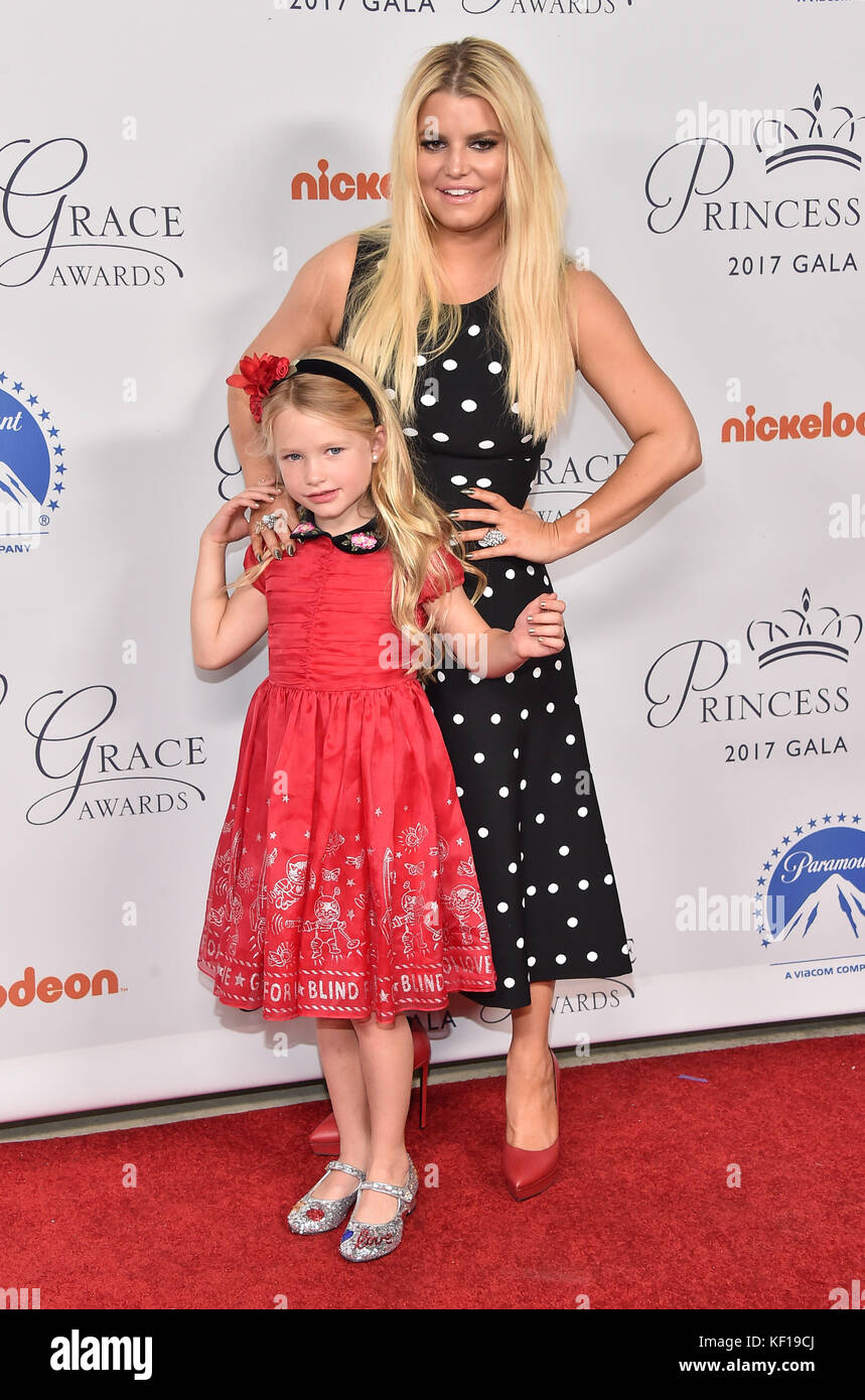 Jessica simpson and maxwell johnson hi-res stock photography and images ...