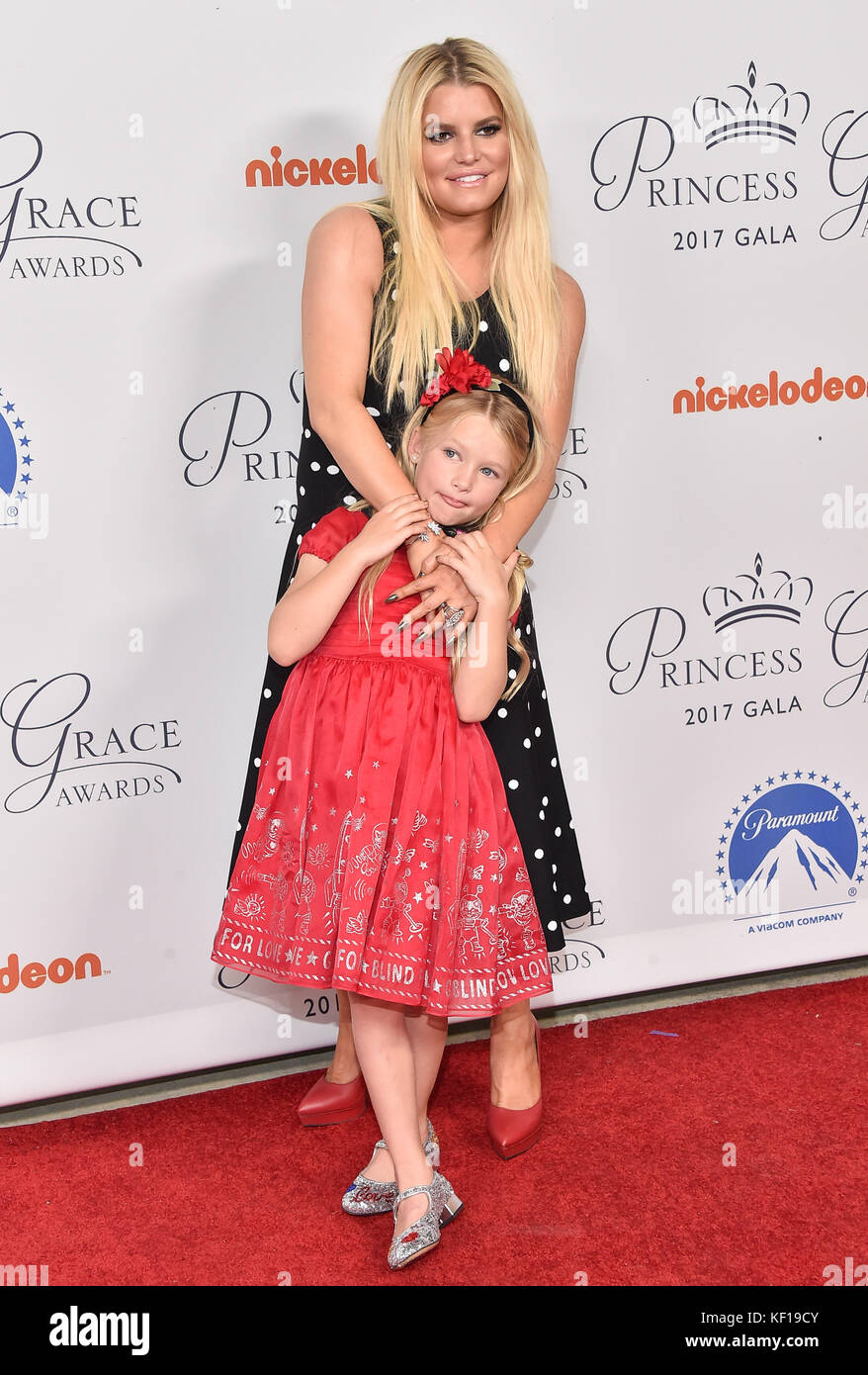 Maxwell Simpson High Resolution Stock Photography and Images - Alamy