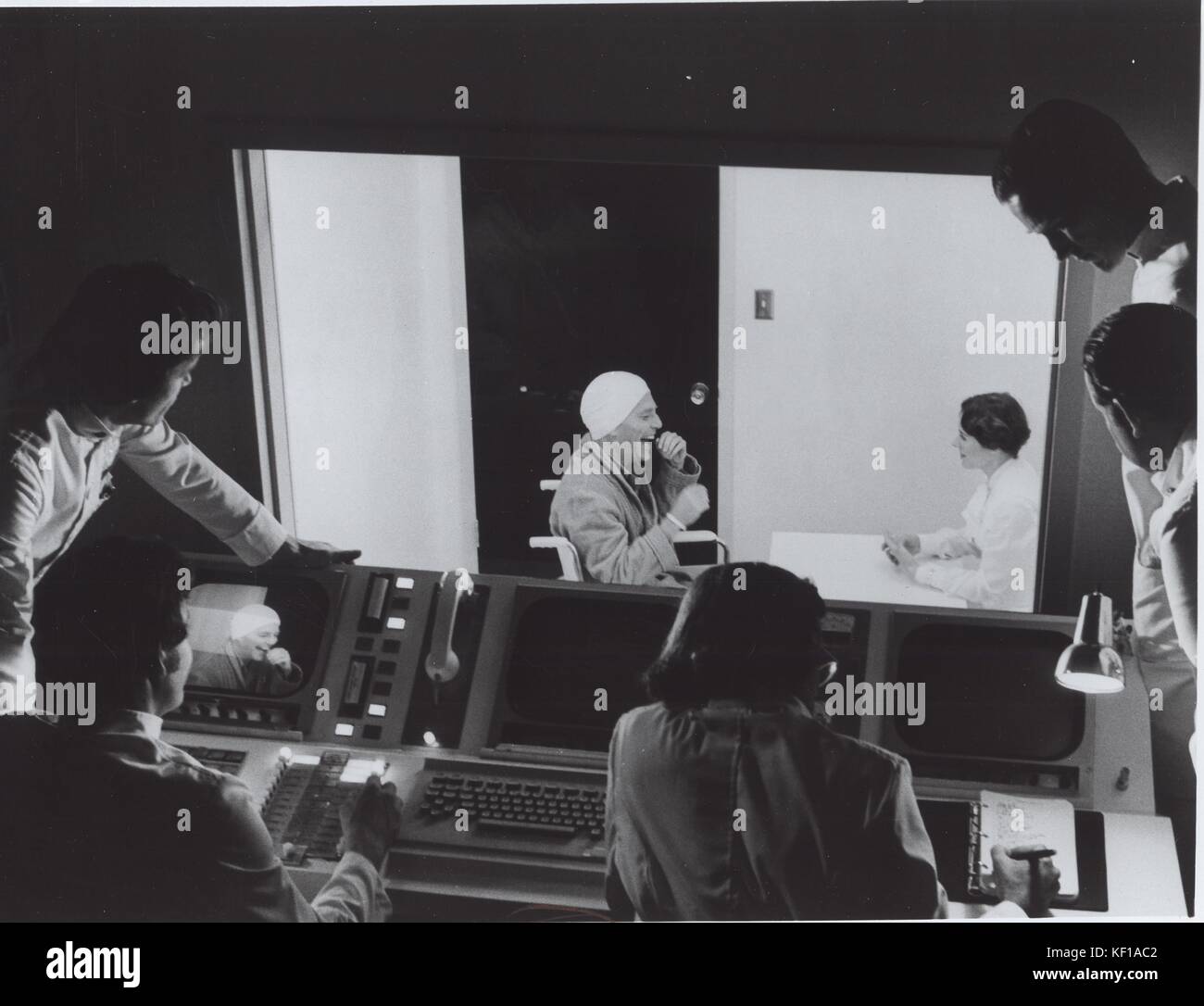 Terminal man 1974 george segal hi-res stock photography and images - Alamy