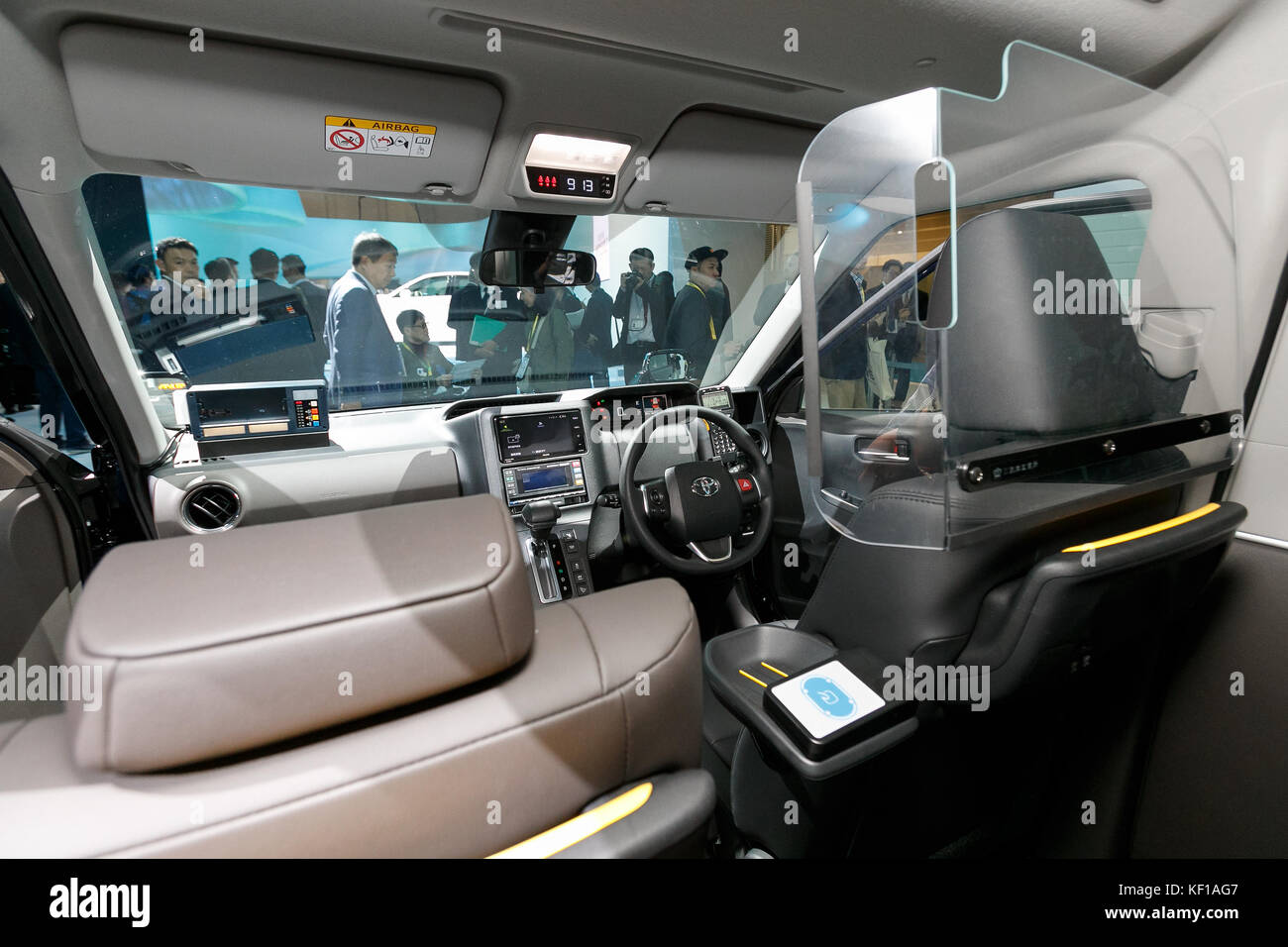 Tokyo, Japan. 25th Oct, 2017. The interior of the Toyota JPN Taxi ...