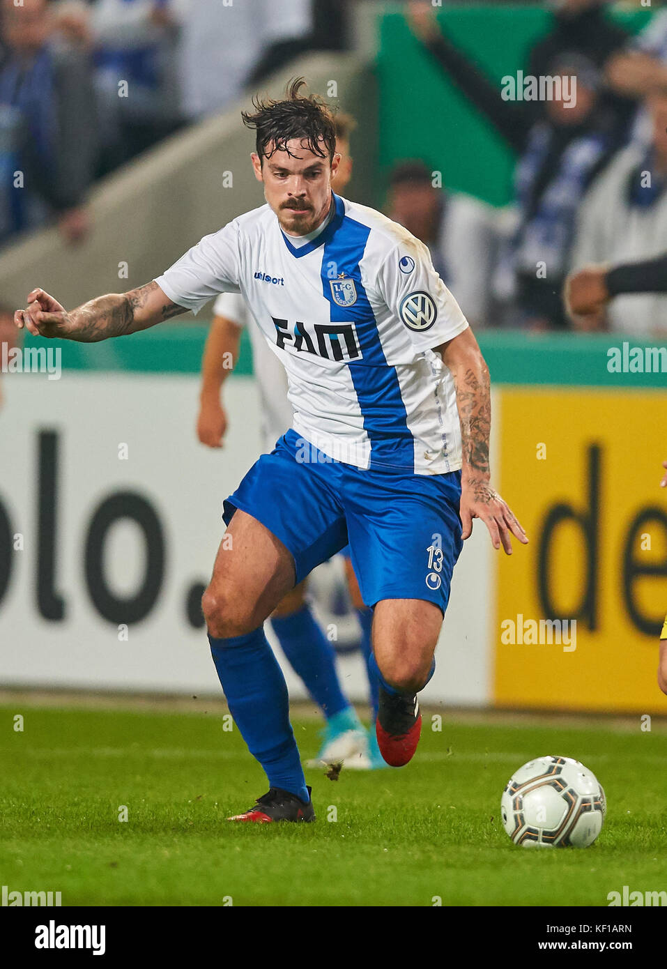 Dennis erdmann 1 fc magdeburg hi-res stock photography and images - Alamy