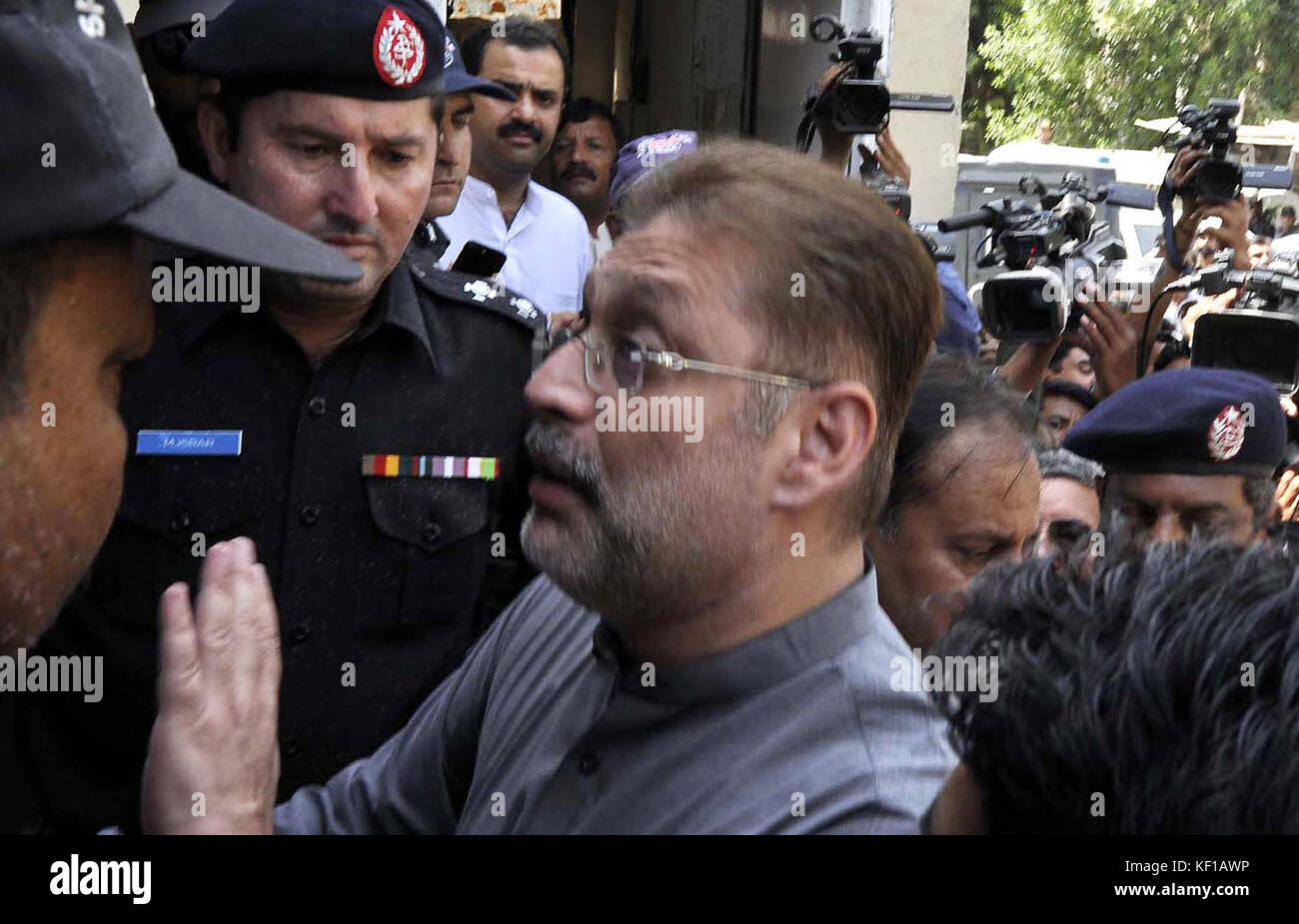 Former minister of Sindh, Sharjeel Inam Memon is being escorting to NAB ...