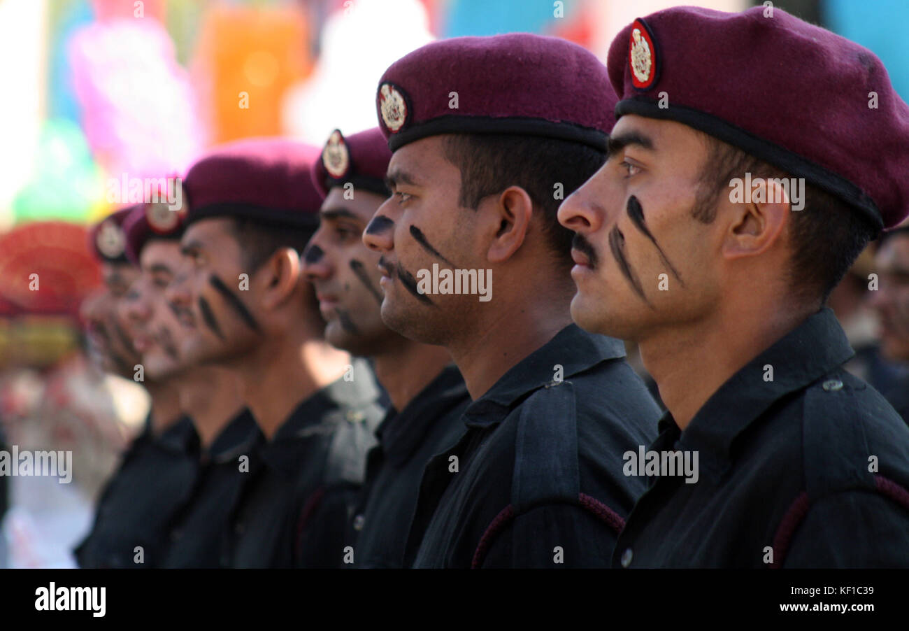 Indian commandos hi-res stock photography and images - Alamy