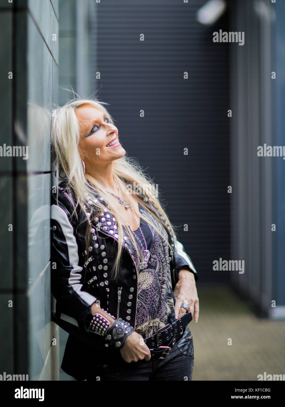 Duesseldorf, Germany. 25th Oct, 2017. Heavy Metal singer Doro Pesch can ...