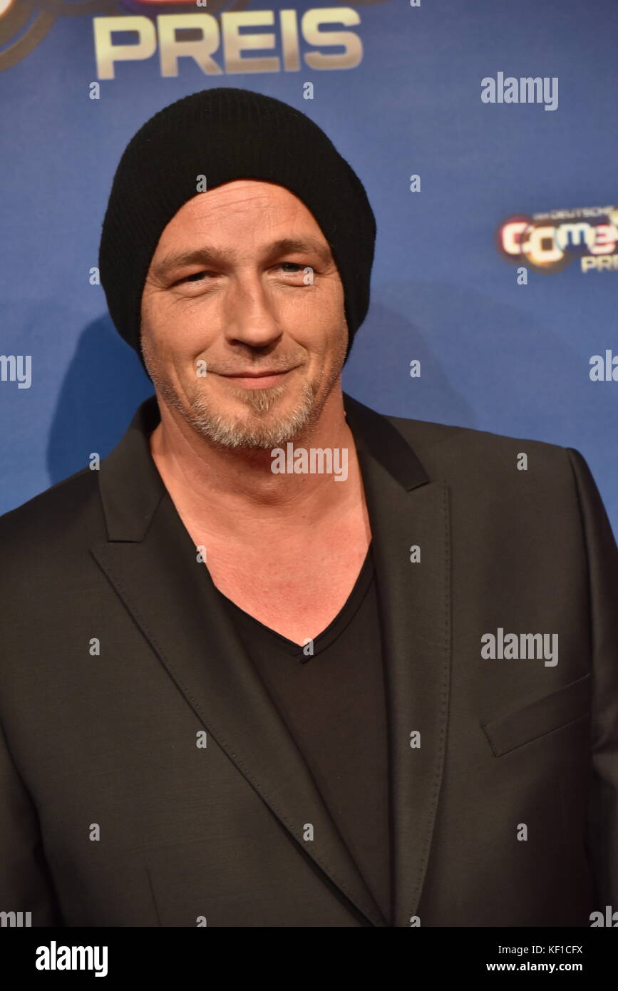 Cologne, Germany. 24th Oct, 2017. Comedian Torsten Straeter arrives for ...