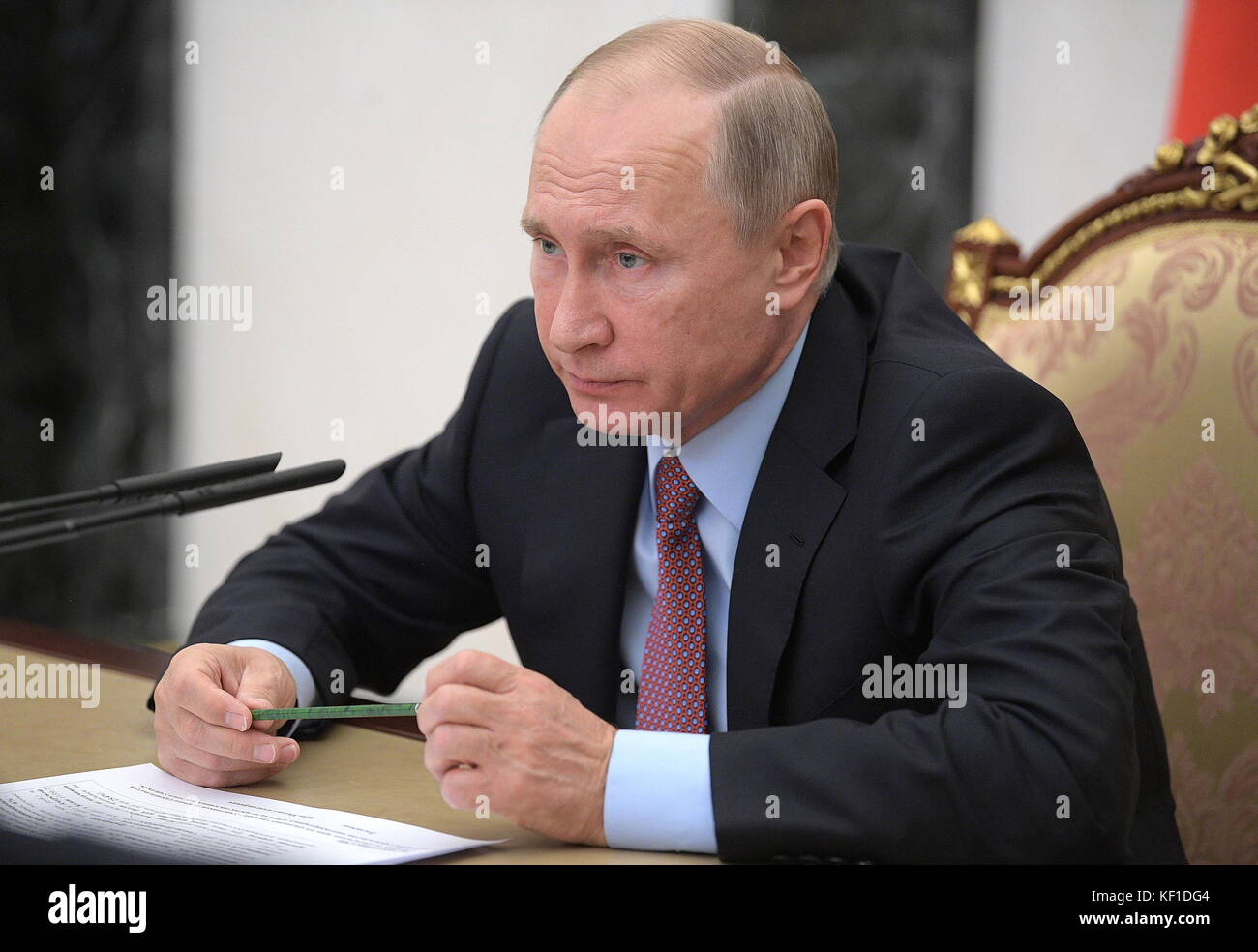 Kremlin Office Putin Stock Photos & Kremlin Office Putin Stock Images ...