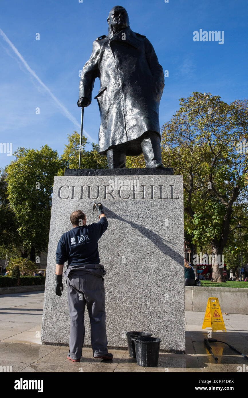 Churchill cleaning hi-res stock photography and images - Alamy