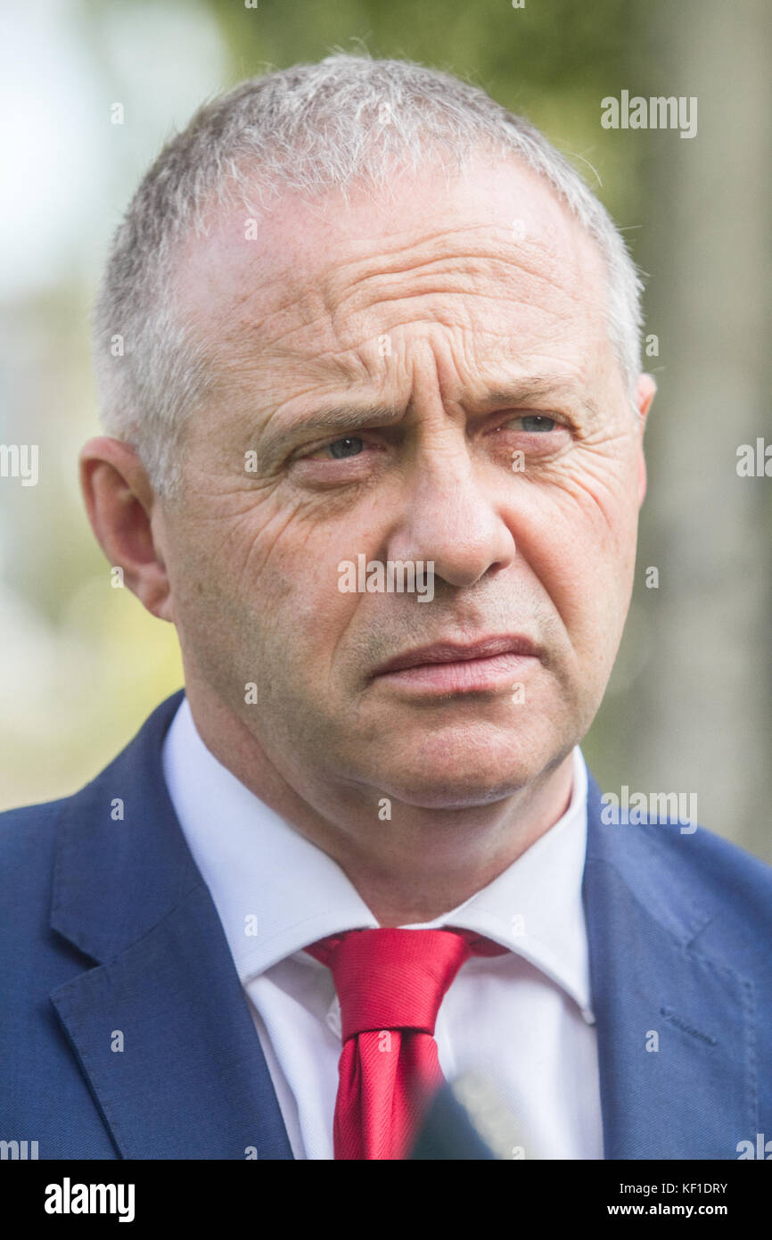 John mann labour hi-res stock photography and images - Alamy