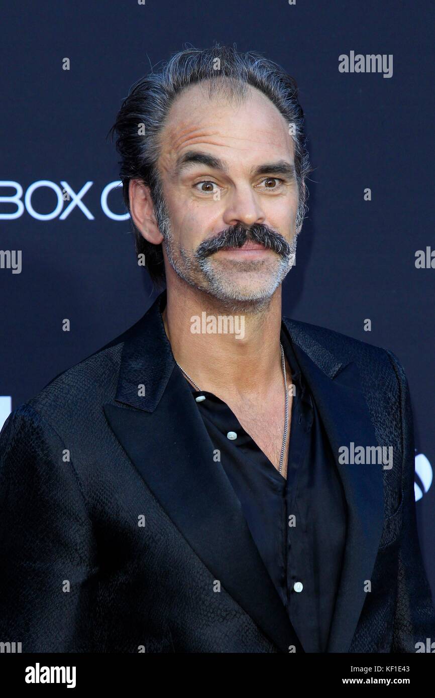 Steven ogg hi-res stock photography and images - Alamy