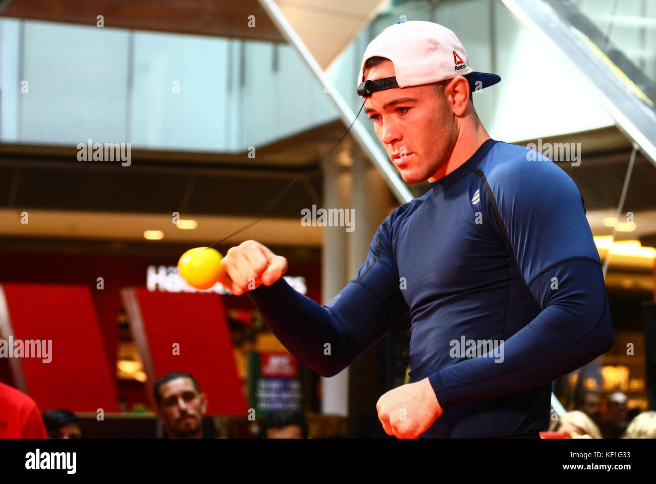 SÃO PAULO, SP - 25.10.2017: UFC TREINO LIVRE - Colby Covington training ...