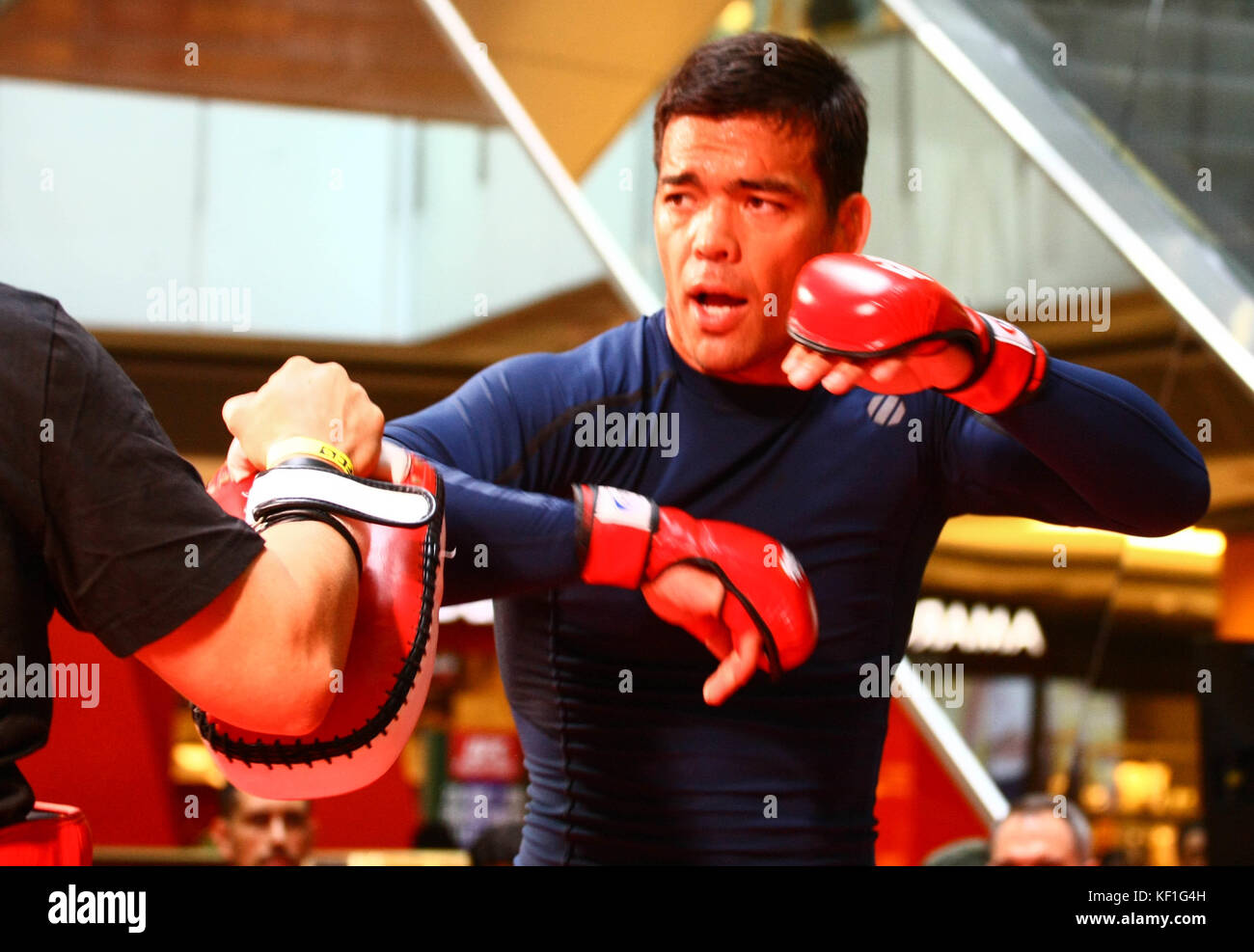 Take machida hi-res stock photography and images - Alamy