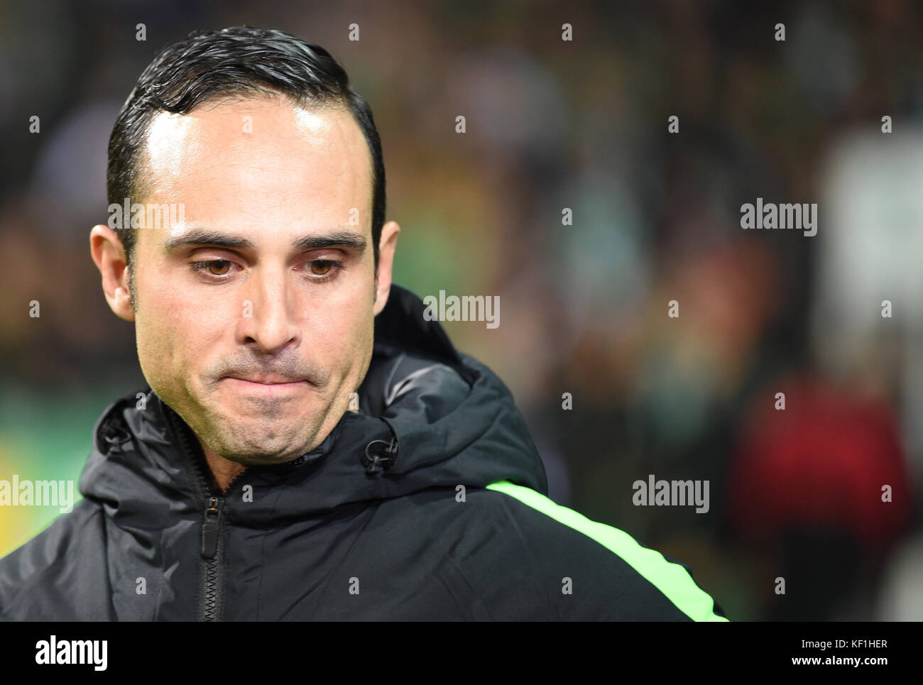 Bremen head coach Alexander Nouri giving an interview ahead of the DFB ...
