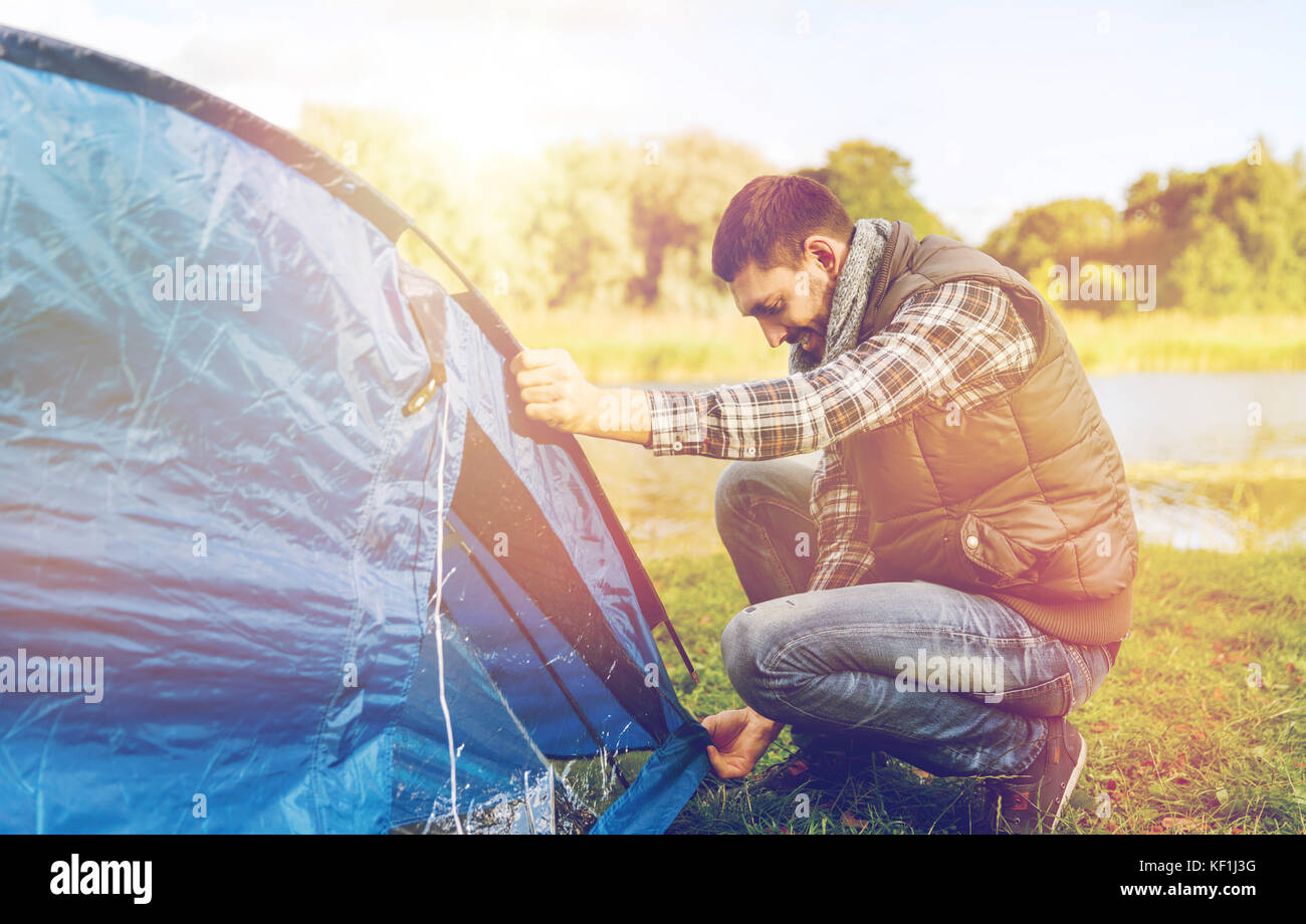 Male camper man camping hi-res stock photography and images - Alamy
