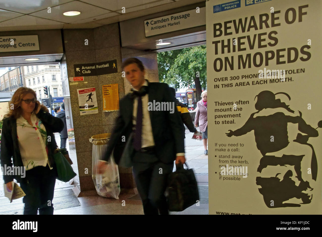 Thieves warning hi-res stock photography and images - Alamy