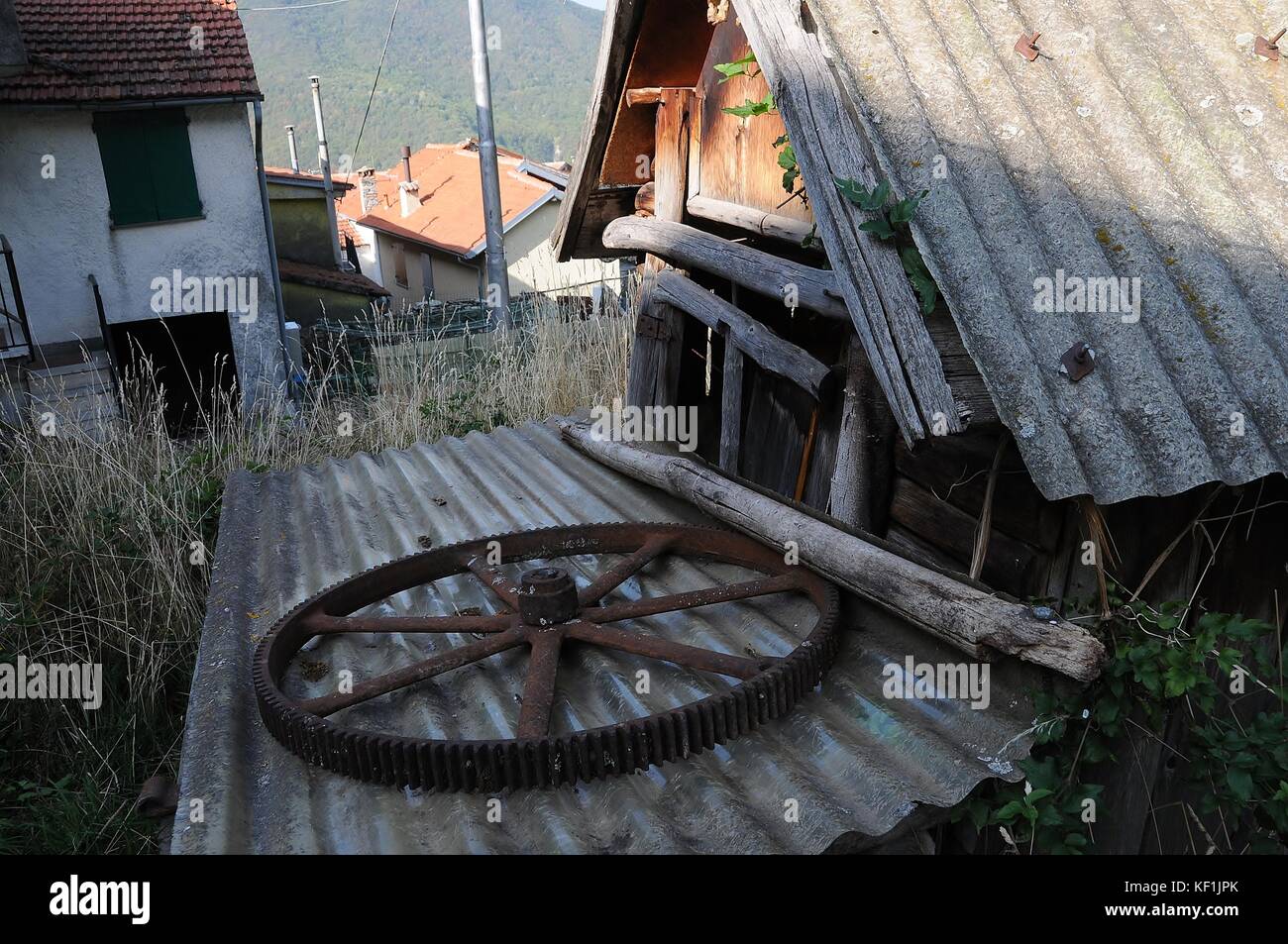 Rusty agricultural cartwheel, Connio, Carrega Ligure, Piedmont, Italy ...