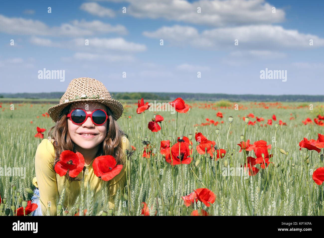 happy little girl spring season Stock Photo - Alamy