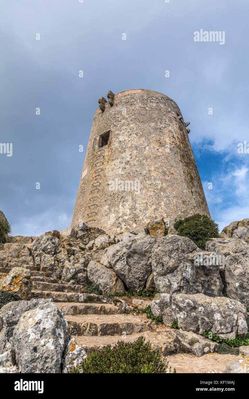 Watchtower mallorca majorca hi-res stock photography and images - Alamy
