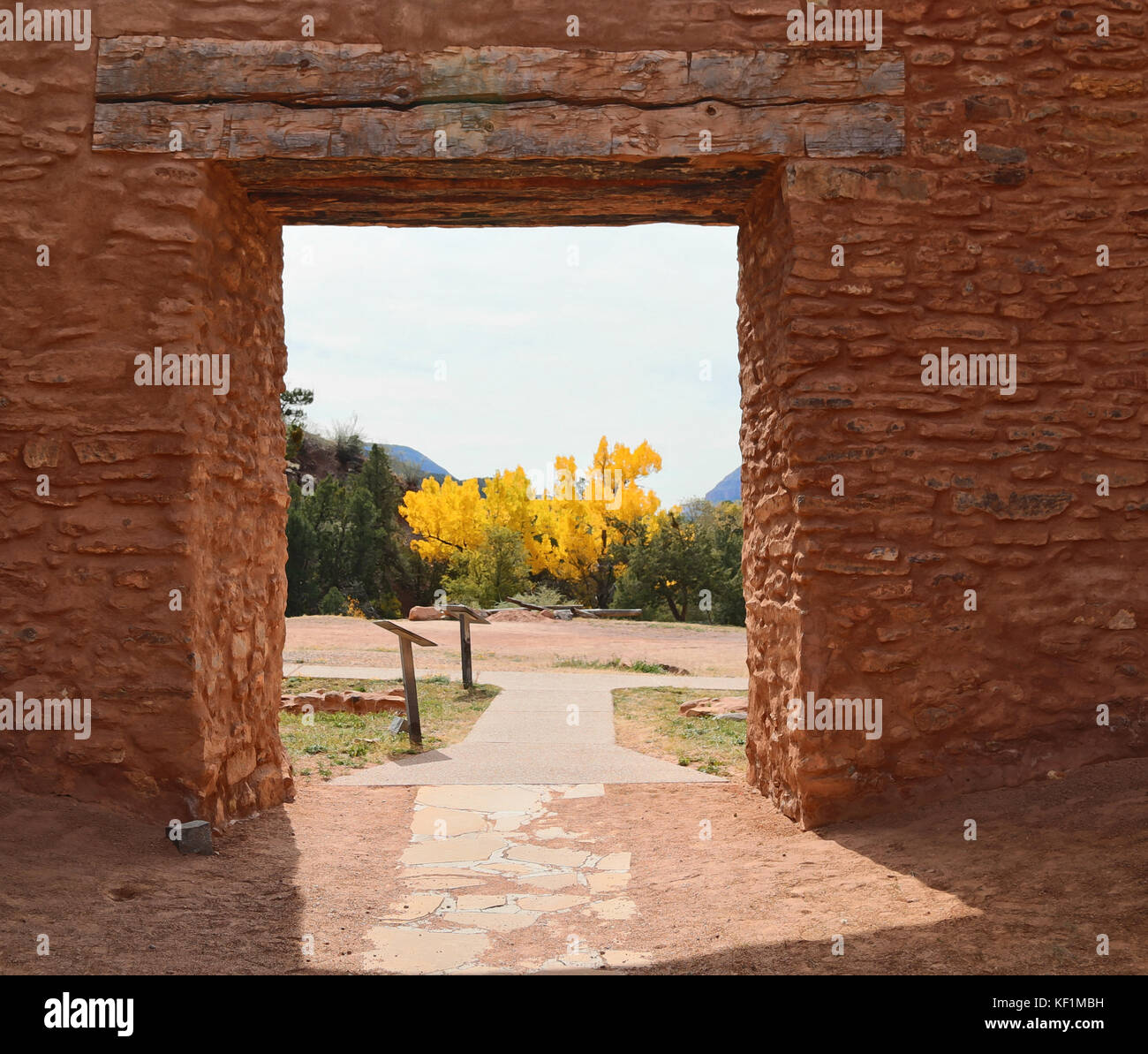 Jemez pueblo hi-res stock photography and images - Alamy