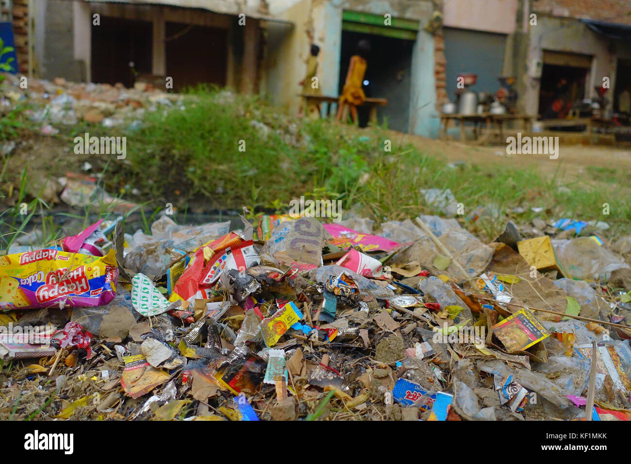 Indian slum problem hi-res stock photography and images - Alamy